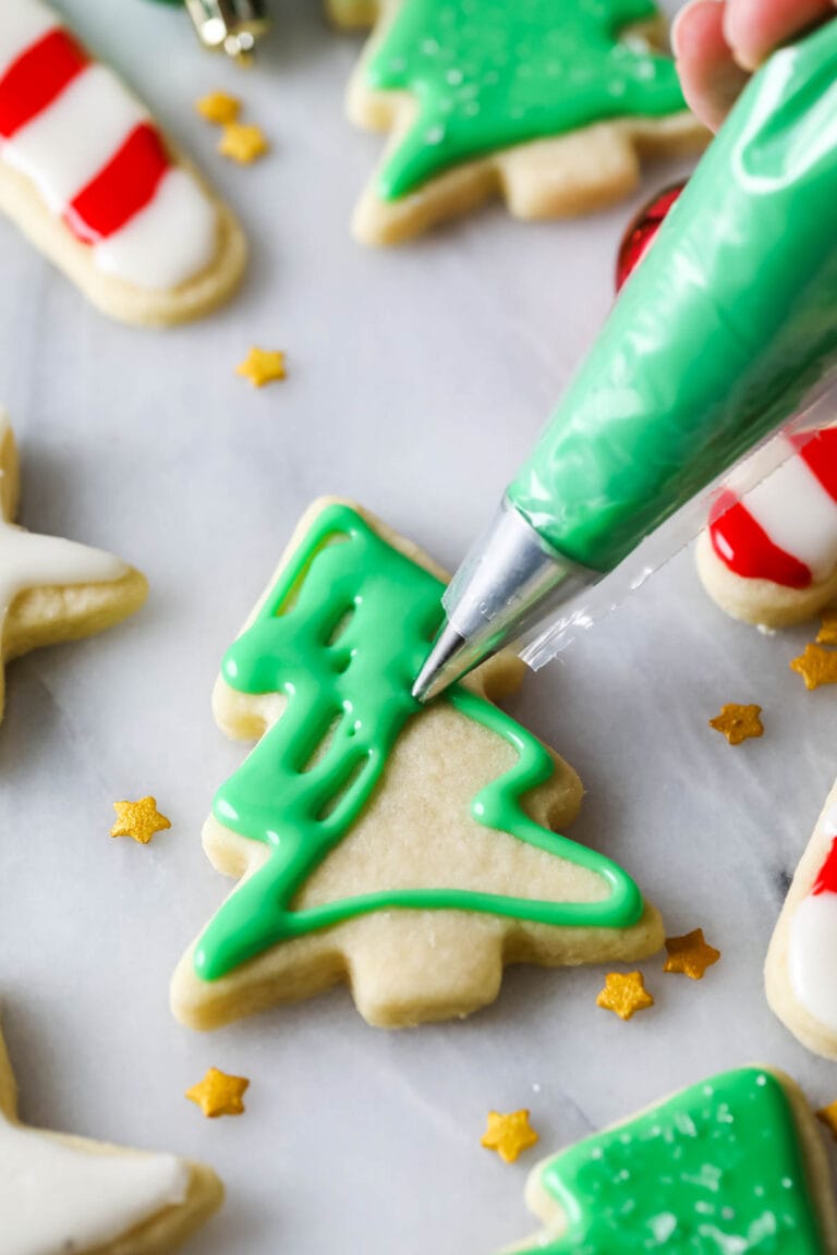 Easy Sugar Cookie Icing - Sugar Spun Run