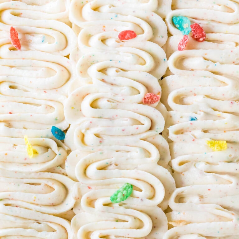 Fruity Pebbles Cookies - Sugar Spun Run