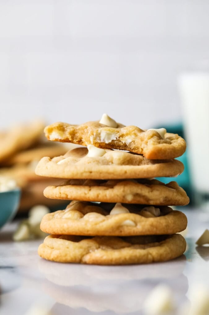 White Chocolate Chip Cookies - Sugar Spun Run