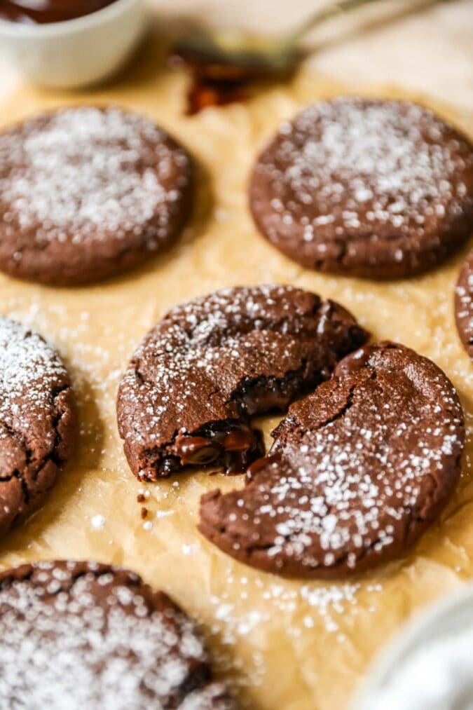 Chocolate Lava Cookies - Sugar Spun Run