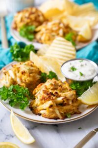 Maryland Crab Cake Recipe - Sugar Spun Run