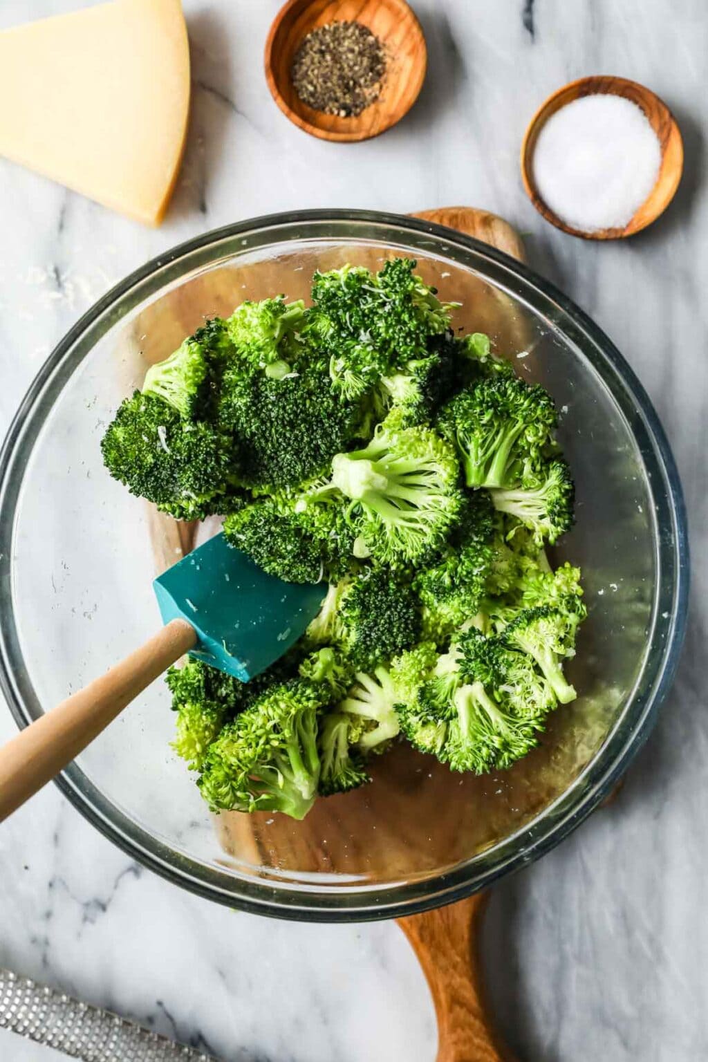 Oven Roasted Broccoli - Sugar Spun Run