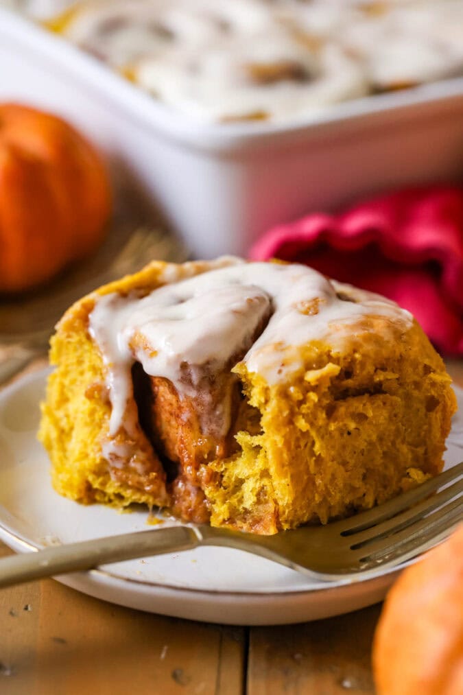 Pumpkin Cinnamon Rolls - Sugar Spun Run