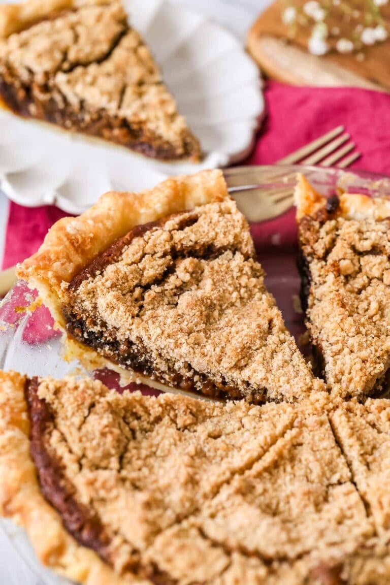 Amish Shoofly Pie - Sugar Spun Run
